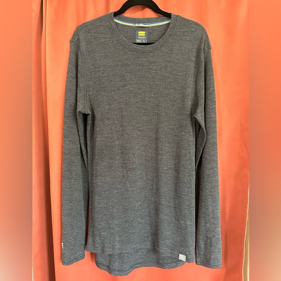 Meriwool | Shirts | Meriwool Layers Long Sleeve Crew Base Layer In ...